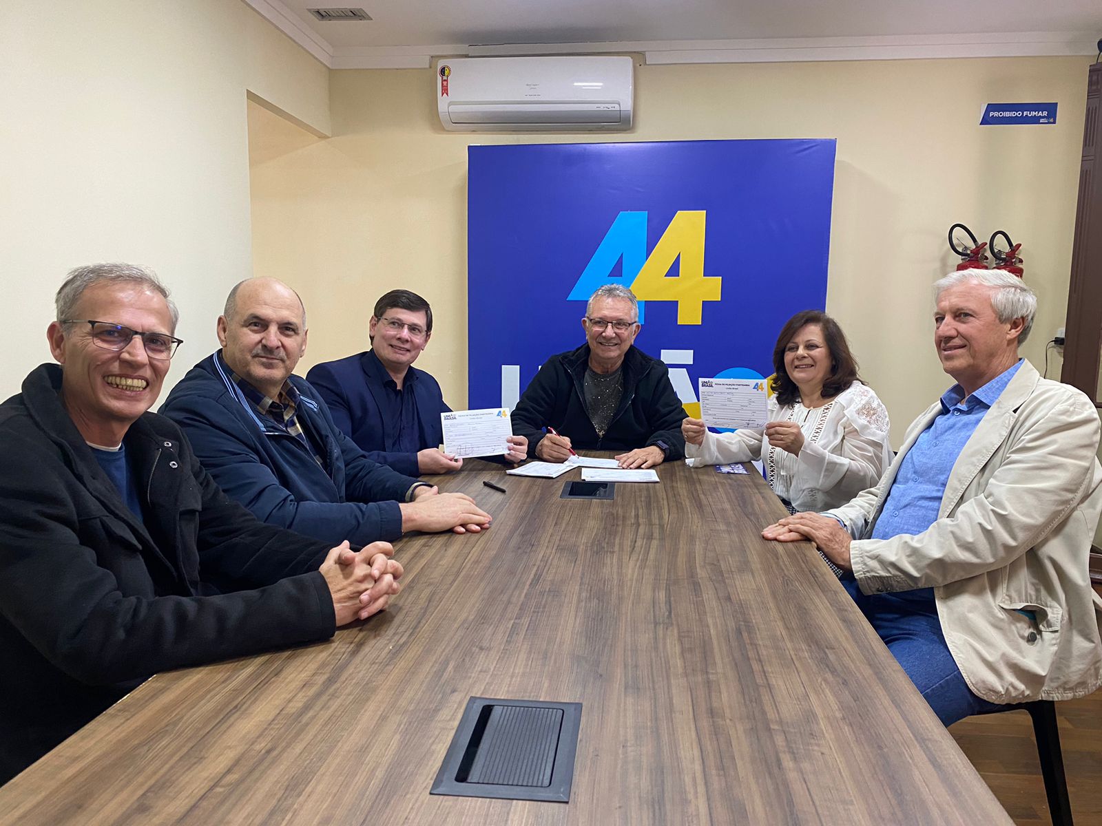 Corinha se filia ao União Brasil e deve ser candidata à Prefeitura de ...